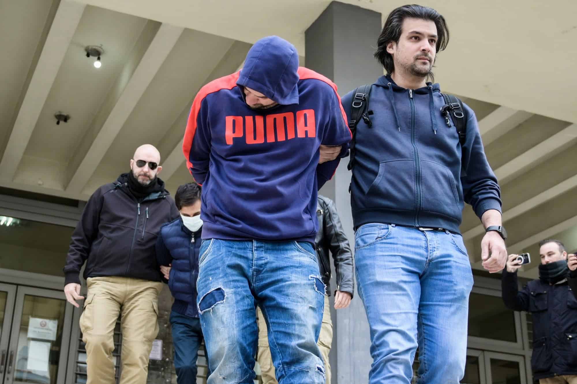 Δήλωση παράστασης προς υποστήριξη κατηγορίας από την οικογένεια της ...